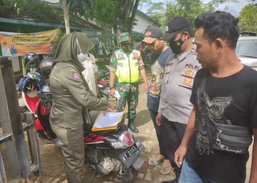 27 Pelanggar Prokes Disanksi Push Up Dan Lafal Pancasila Niaga Asia