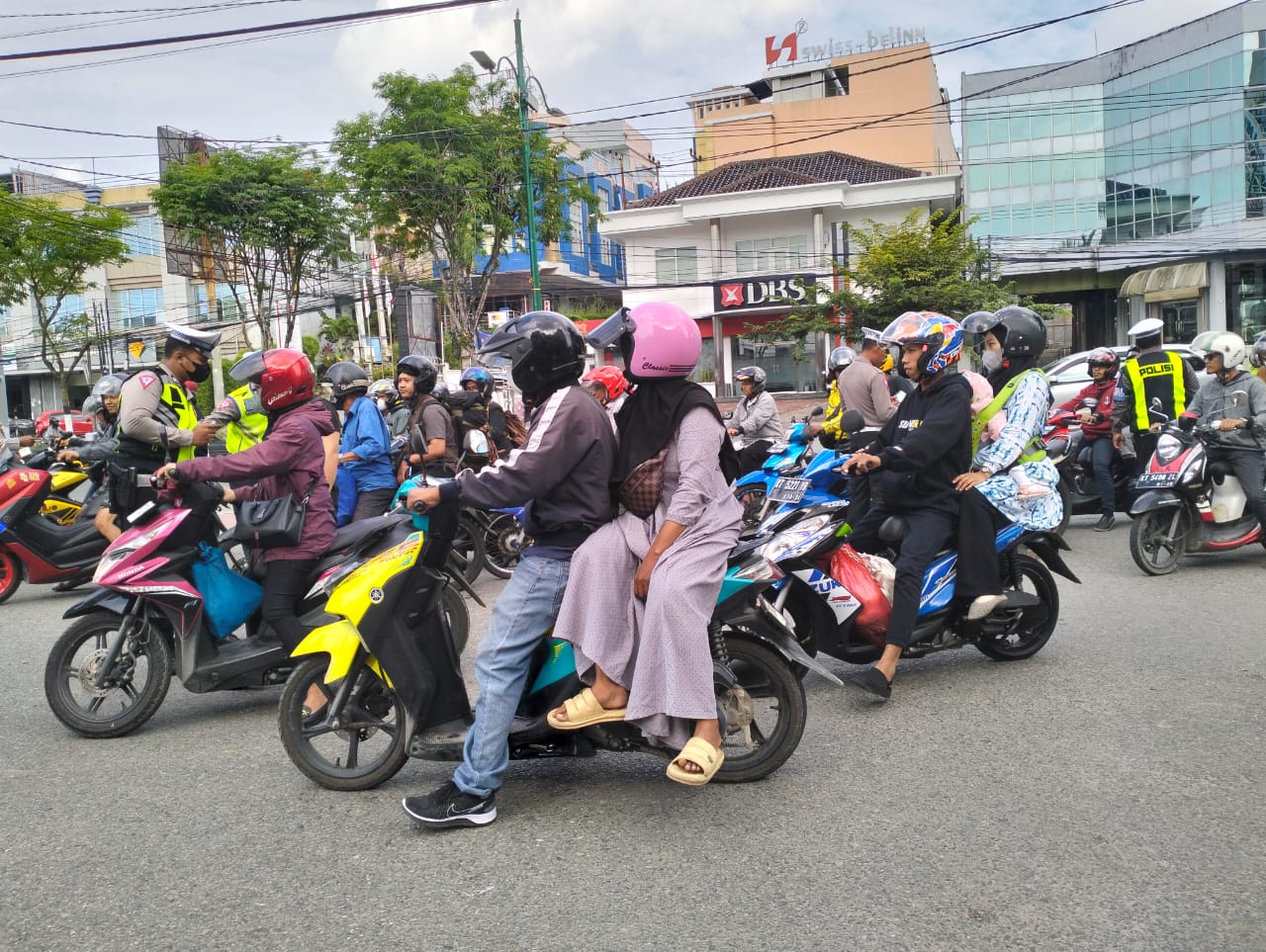 Puluhan Kendaraan Bermotor di Balikpapan Terjaring Razia Pajak – Niaga.Asia Puluhan Kendaraan Bermotor di Balikpapan Terjaring Razia Pajak – Niaga.Asia